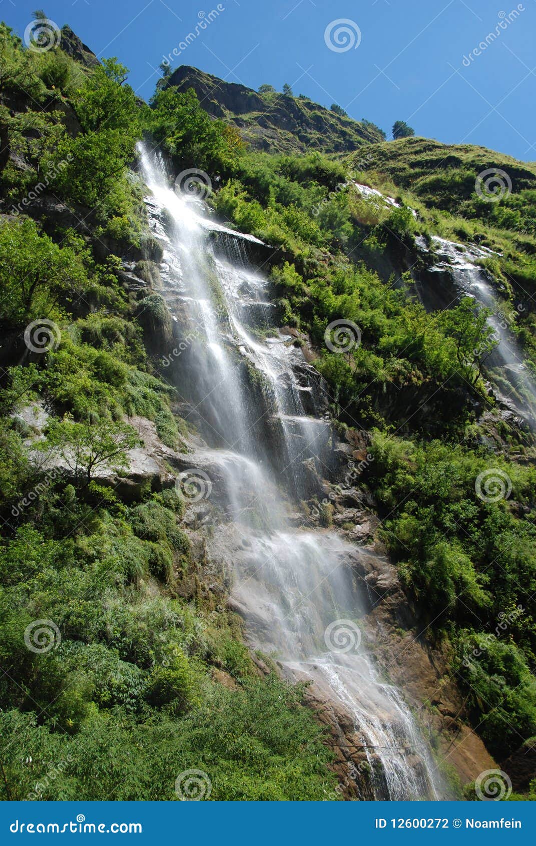 Nepali waterfall stock photo. Image of annapurna, view - 12600272
