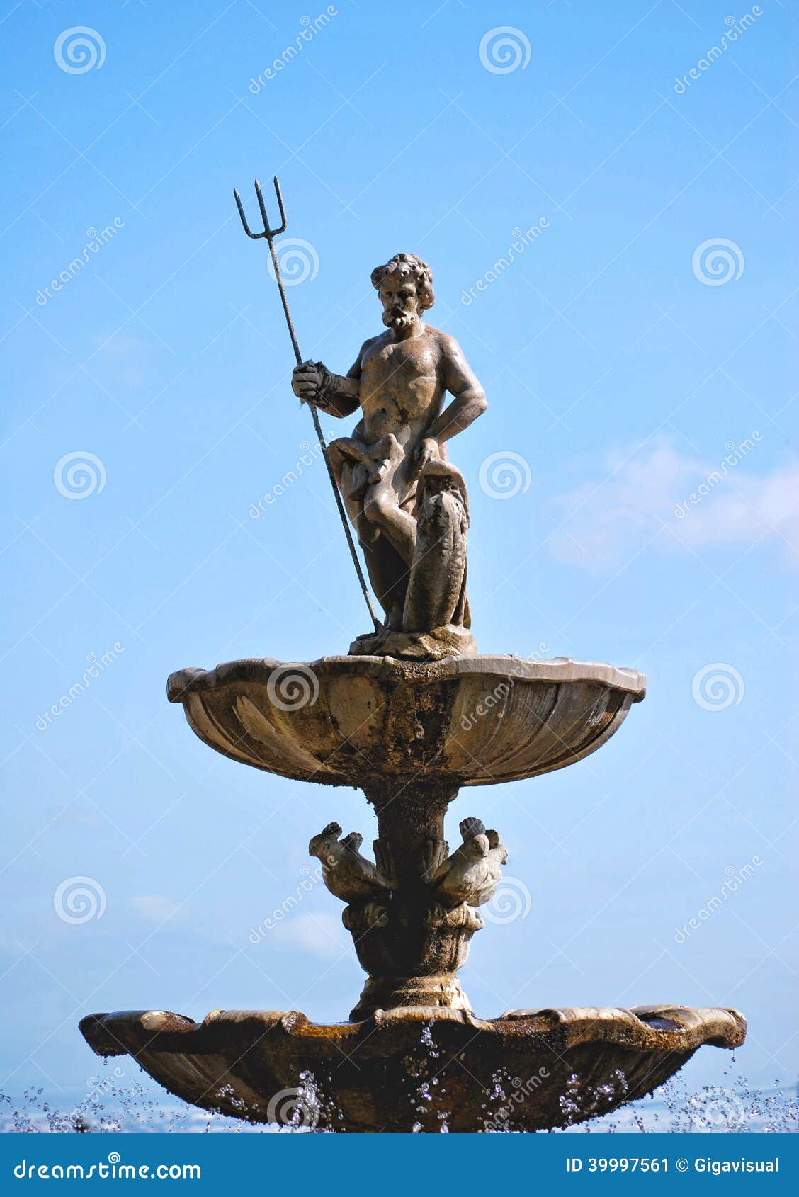 Neptun-Gott stockbild. Bild von neptun, denkmal, brunnen - 39997561
