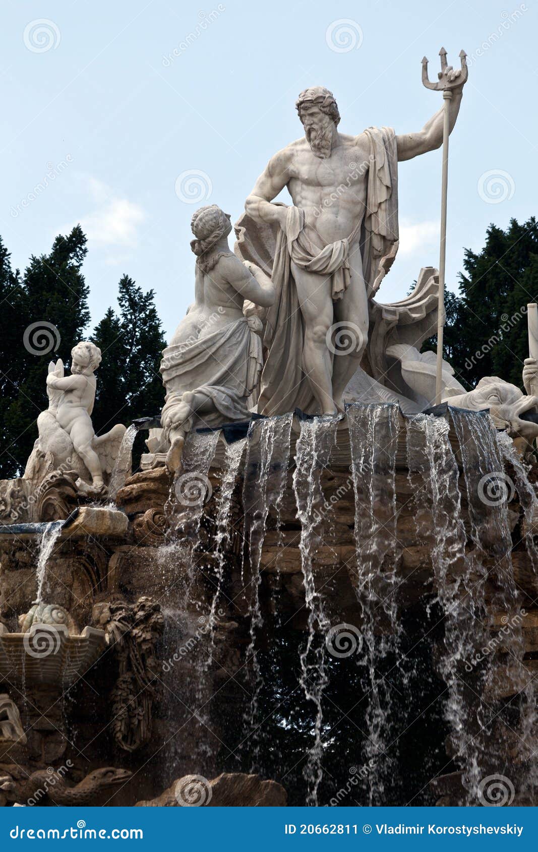 Neptune Fountain Editorial Photo | CartoonDealer.com #5317337