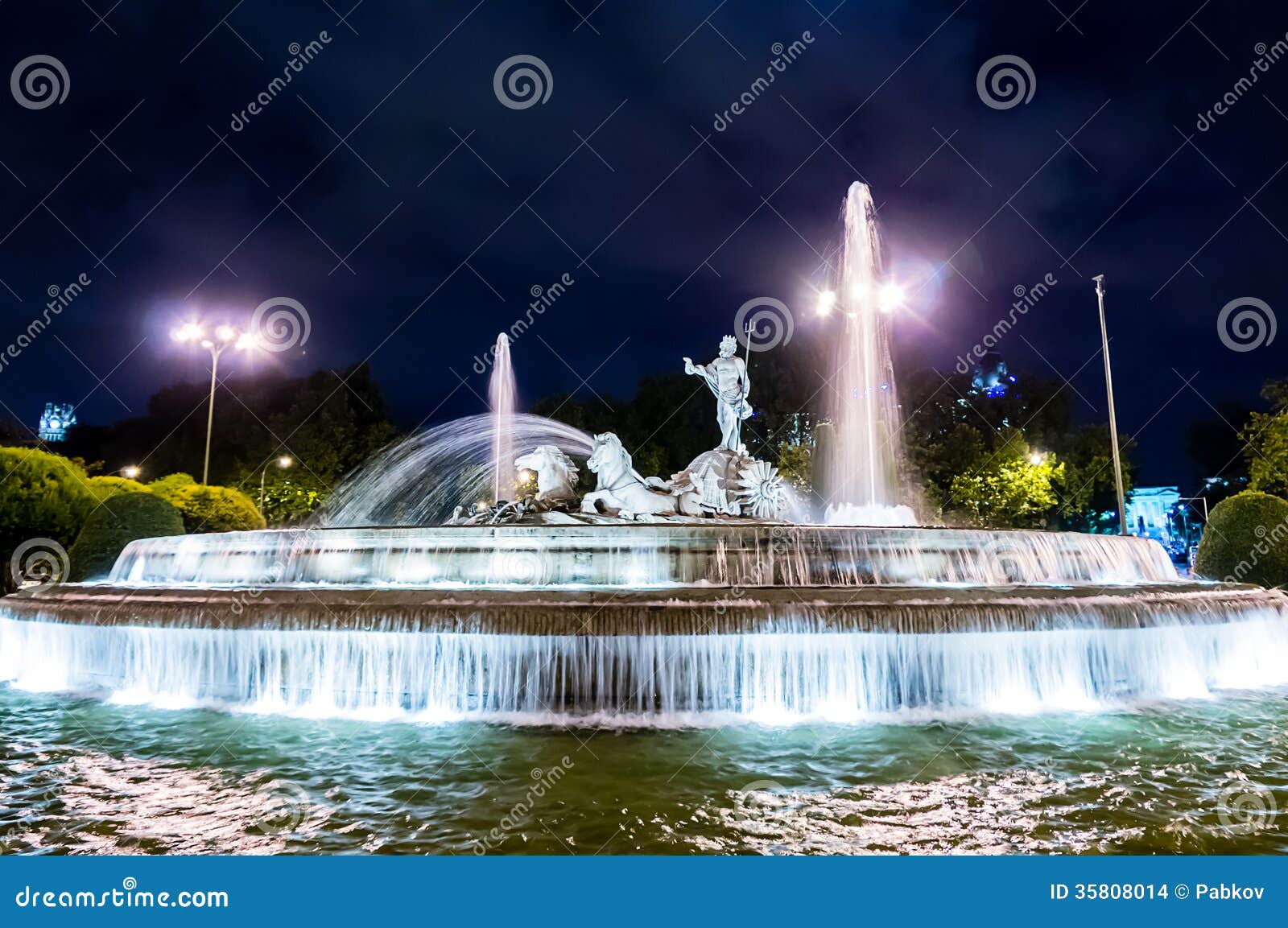 Neptuno fountain in Madrid stock photo. Image of heritage - 35808014