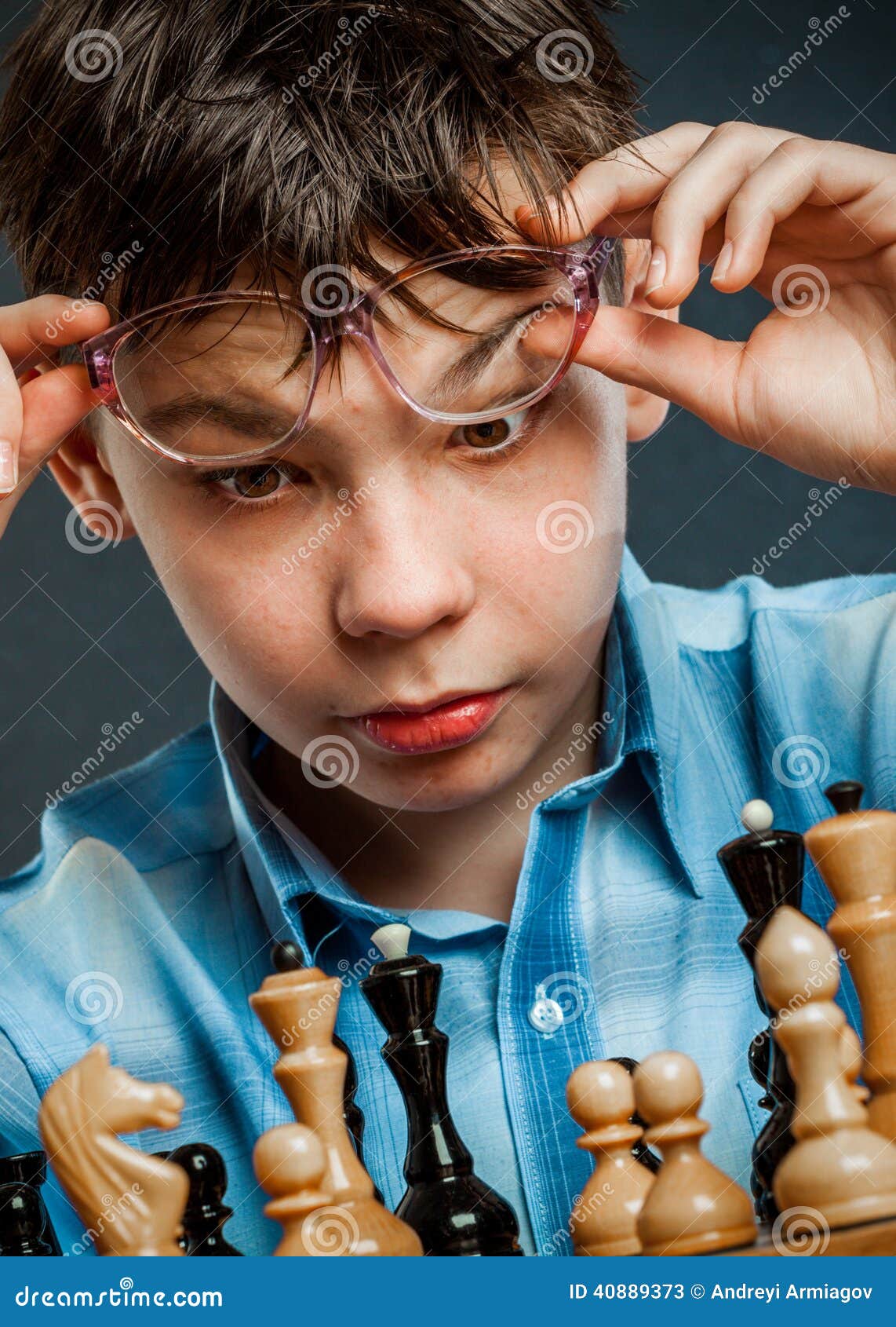 Nerd play chess stock image. Image of caucasian, person - 40889373