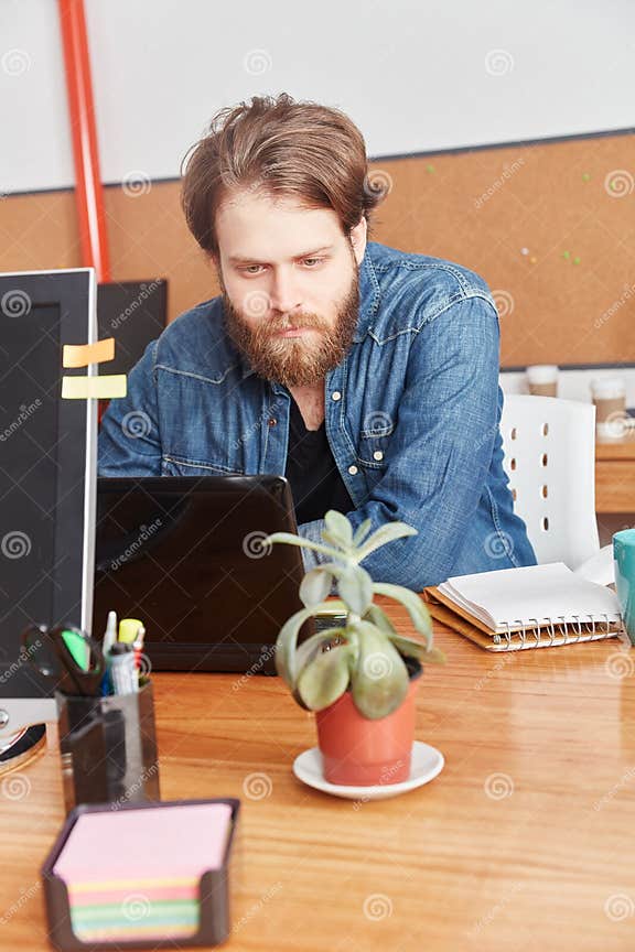 Nerd Programmer with Laptop Stock Photo - Image of wireless, workshop ...