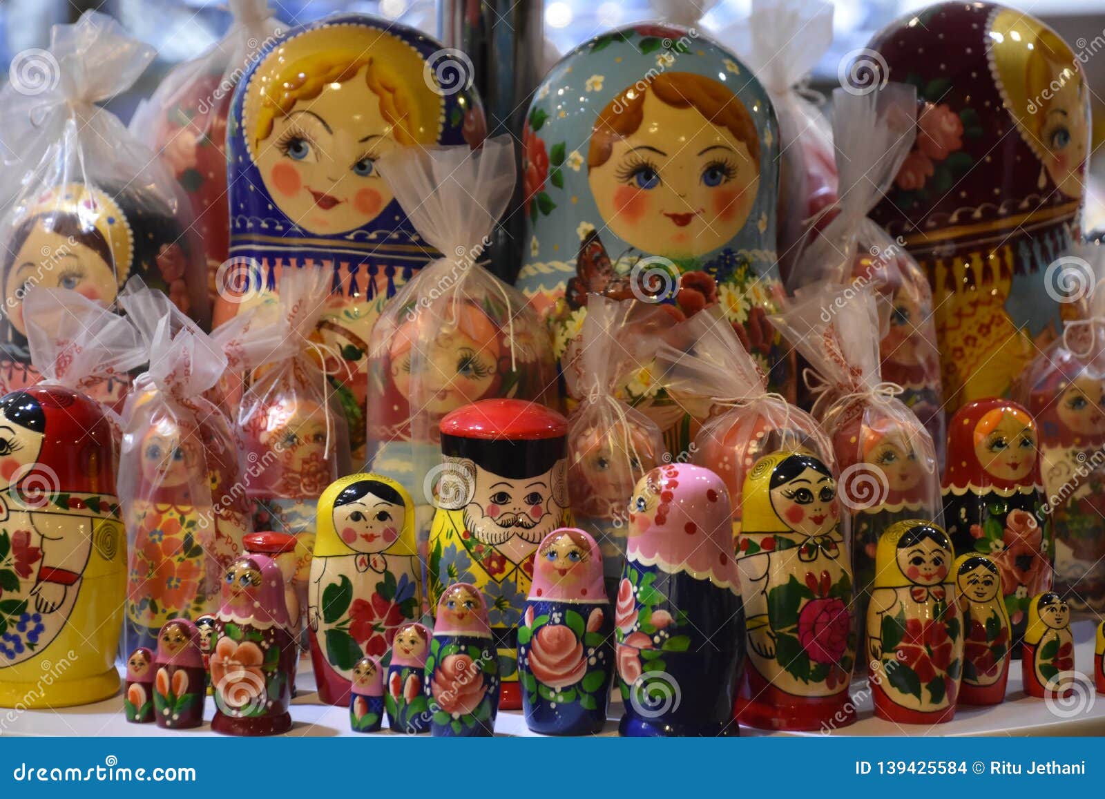Nested Russian Dolls editorial stock image. Image of matreshka - 139425584