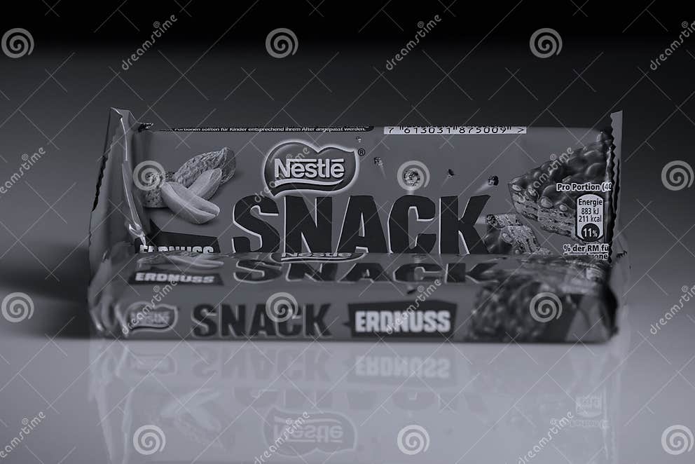 Nestle Snack bar editorial photography. Image of chocolates - 121500197