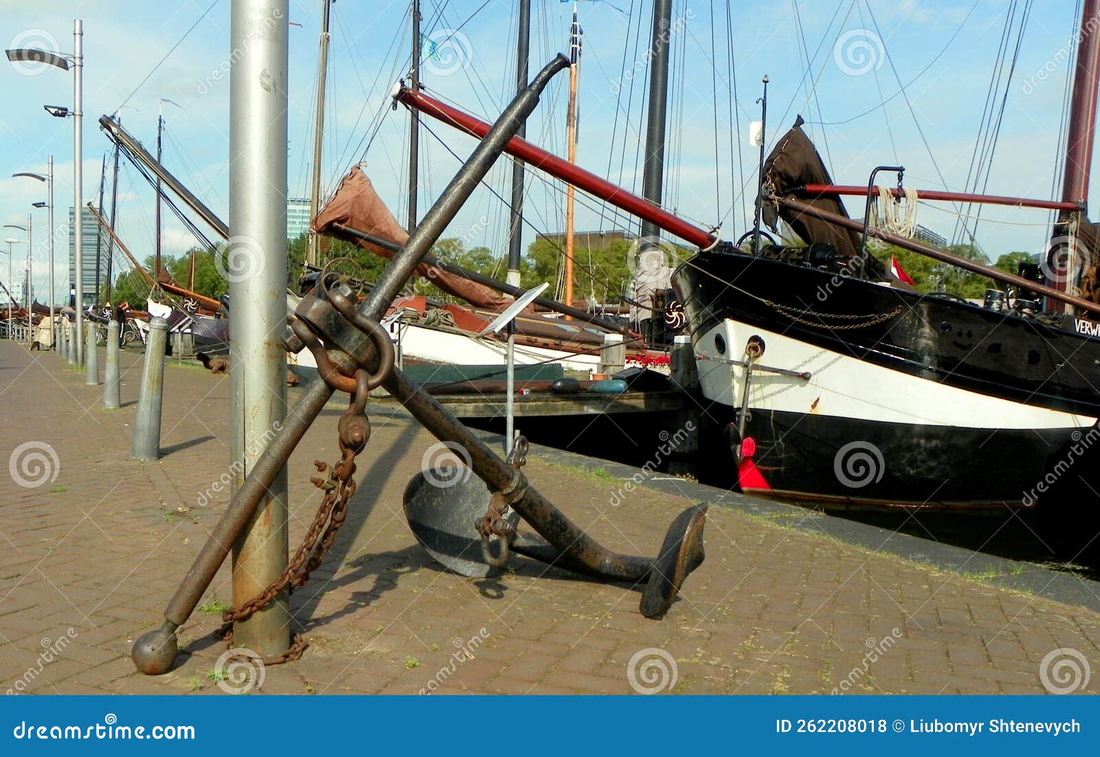 Netherlands, Amsterdam, 6 Oosterdok, Anchor and Ships at the Berth ...