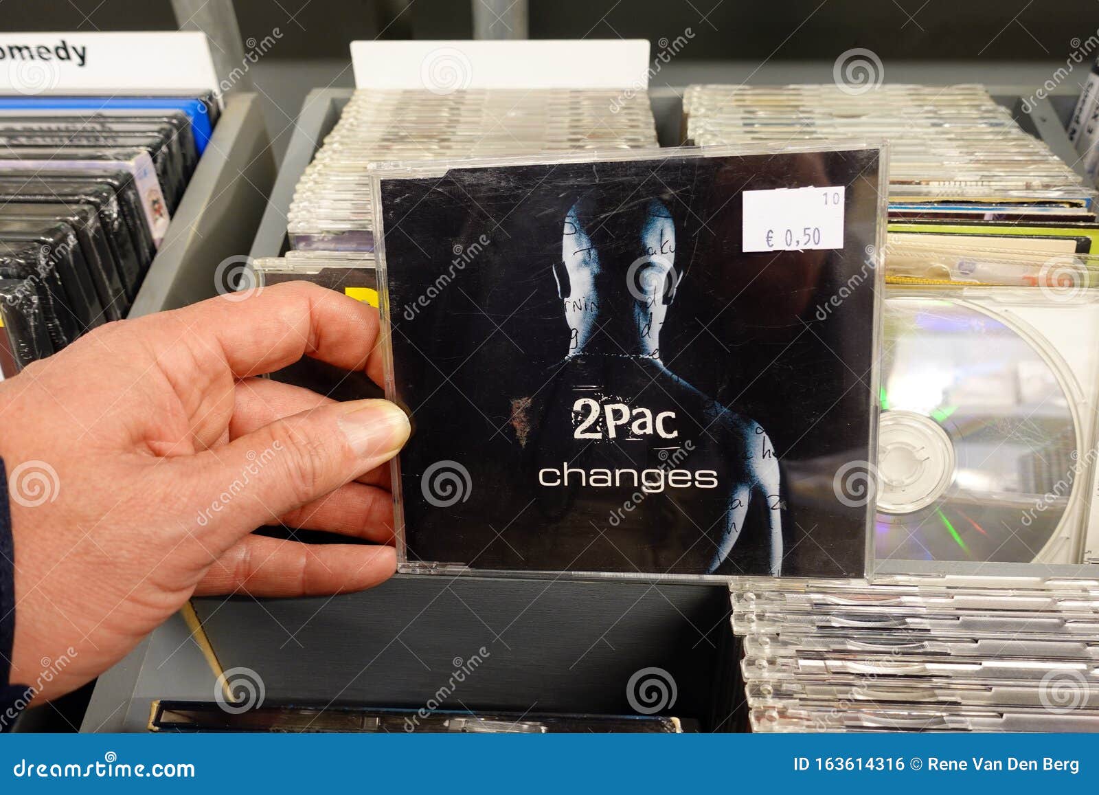 CD single: 2pac - changes editorial photo. Image of celebrity - 163614316