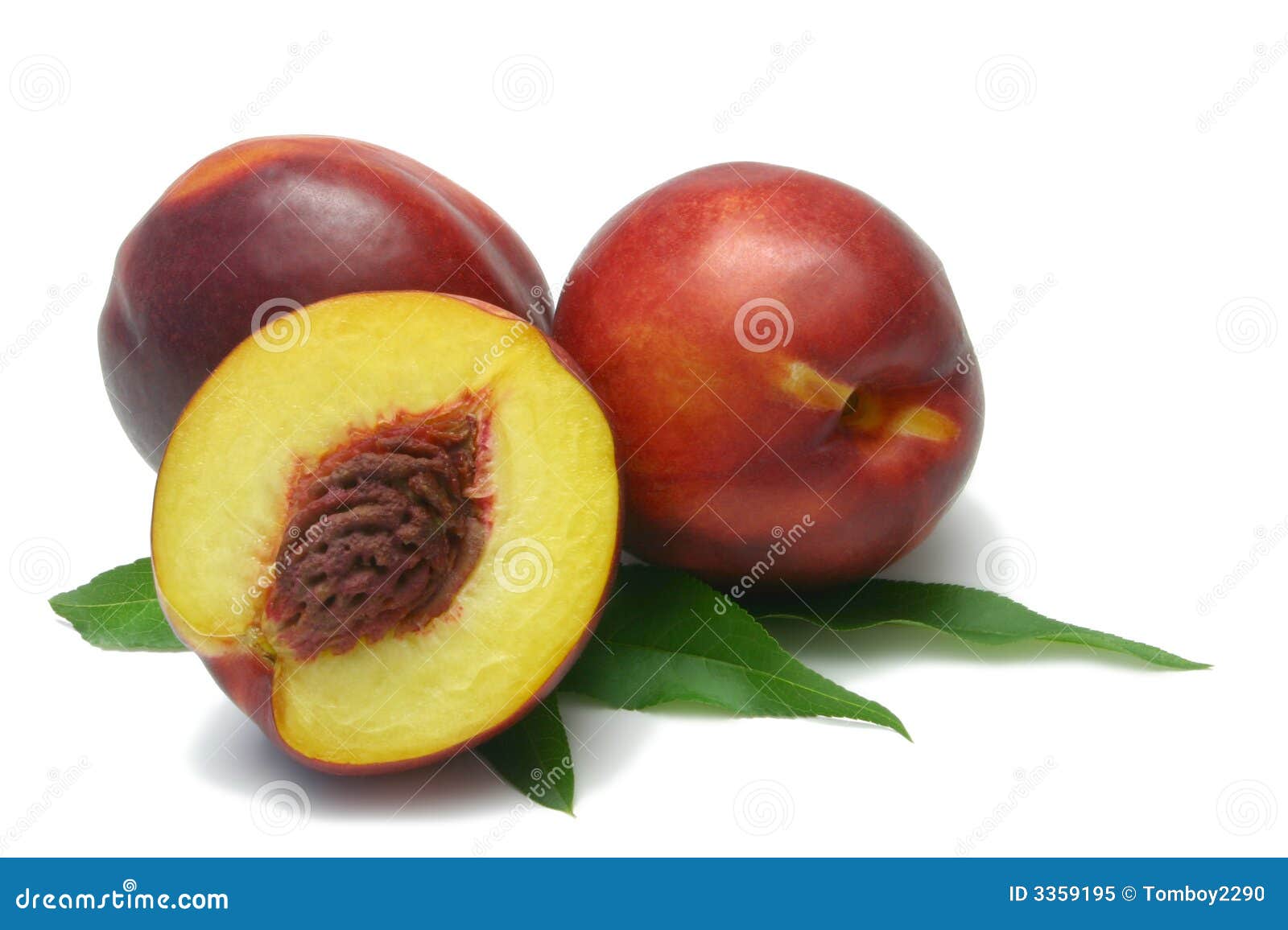 Nettarina immagine stock. Immagine di pietra, intero, dimezzato - 3359195