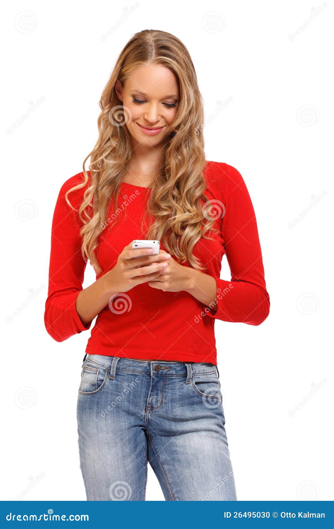 Nette Junge Blonde Frau, Die Ein SMS Auf Mobile Liest Stockfoto - Bild ...