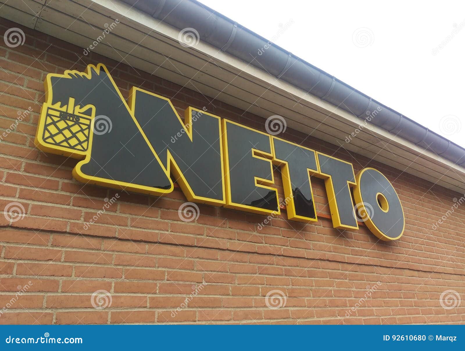 Netto sign / logo editorial image. Image of grocery, danish - 92610680