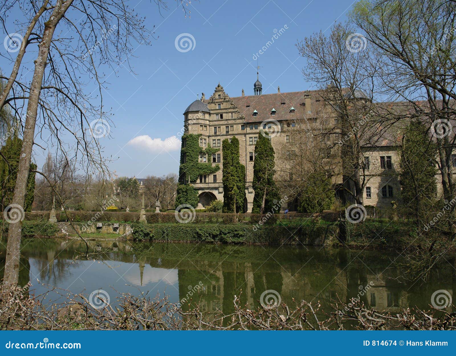 Neuenstein Schloss stockfoto. Bild von himmel, chateau - 814674