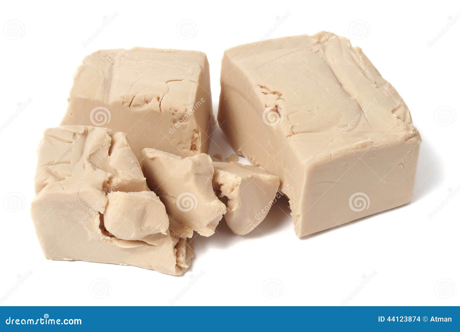 Neuer Backhefe-Block stockfoto. Bild von gärung, hintergrund - 44123874