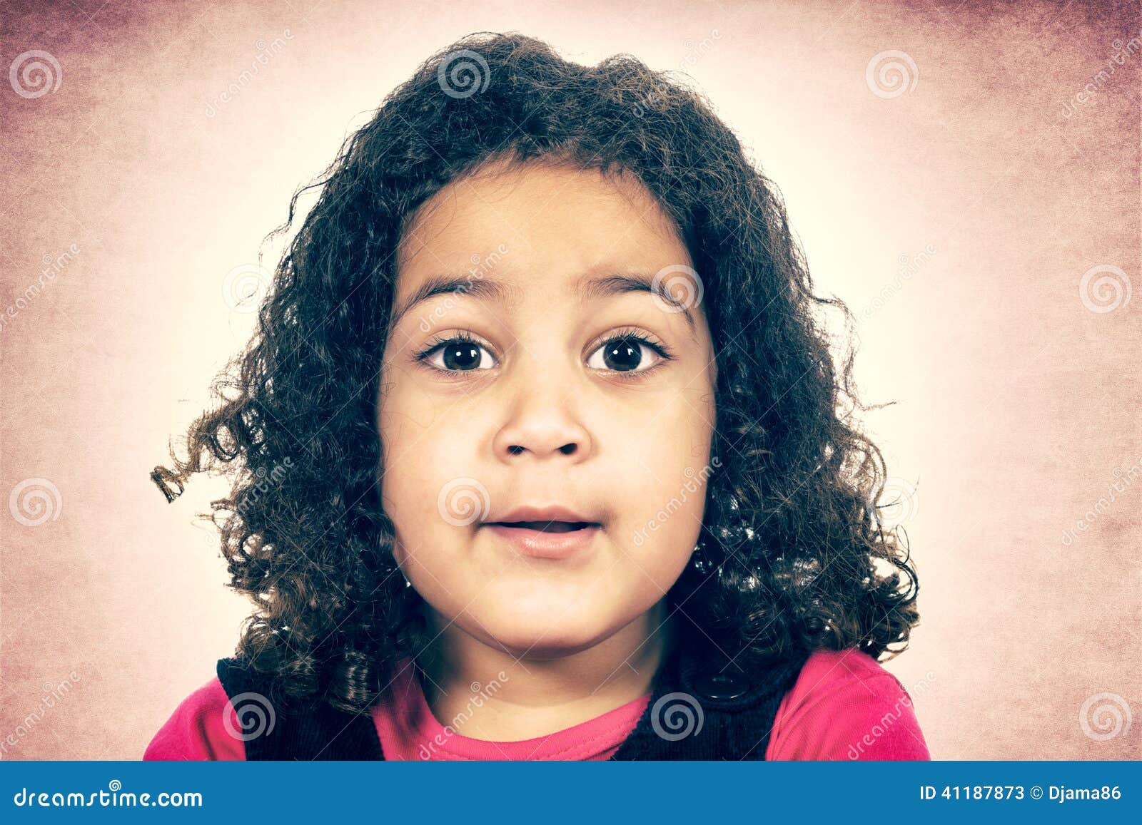 Neugieriges Kind stockbild. Bild von fotographie, interessiert - 41187873