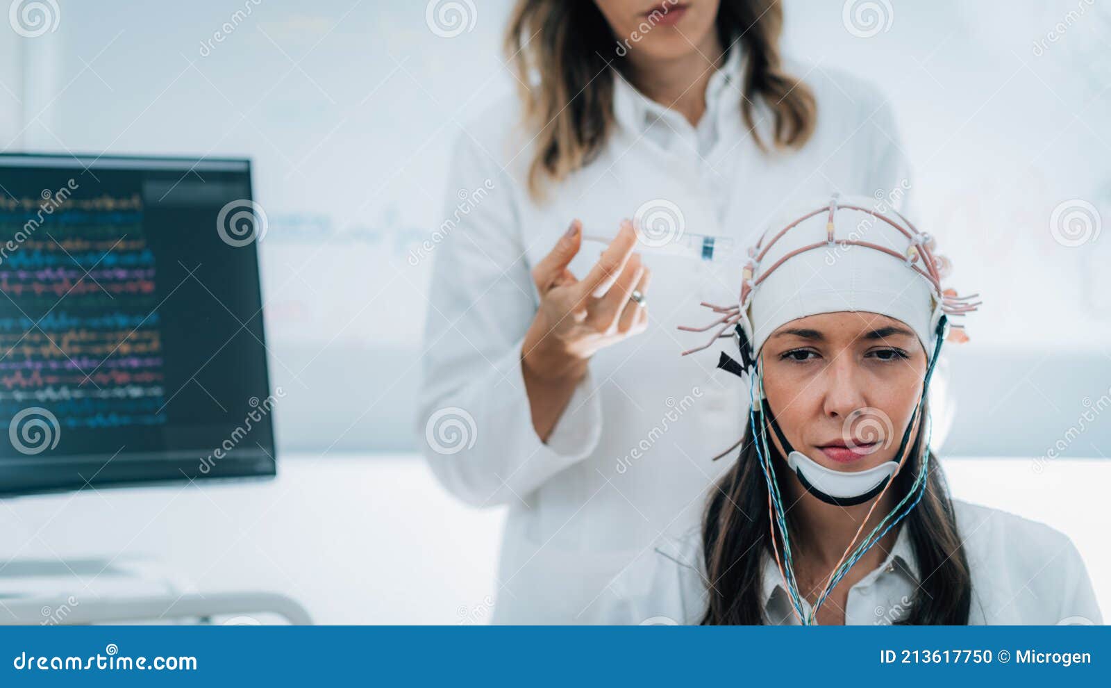 Neuroscience Lab, EEG Scanning Stock Photo - Image of research, women ...