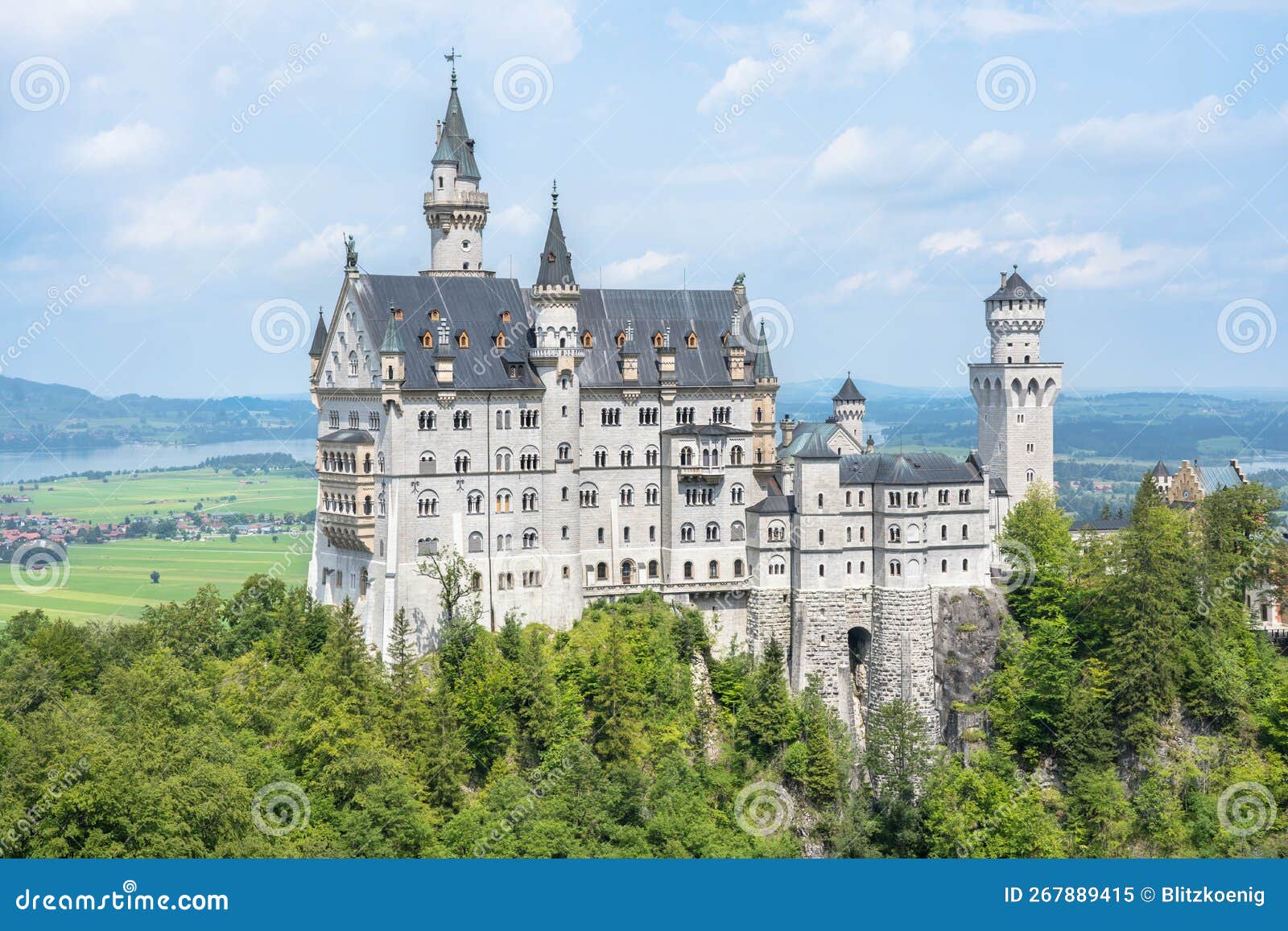 Neuschwanstein Castle, Bavaria, Germany Stock Image - Image of holidays ...