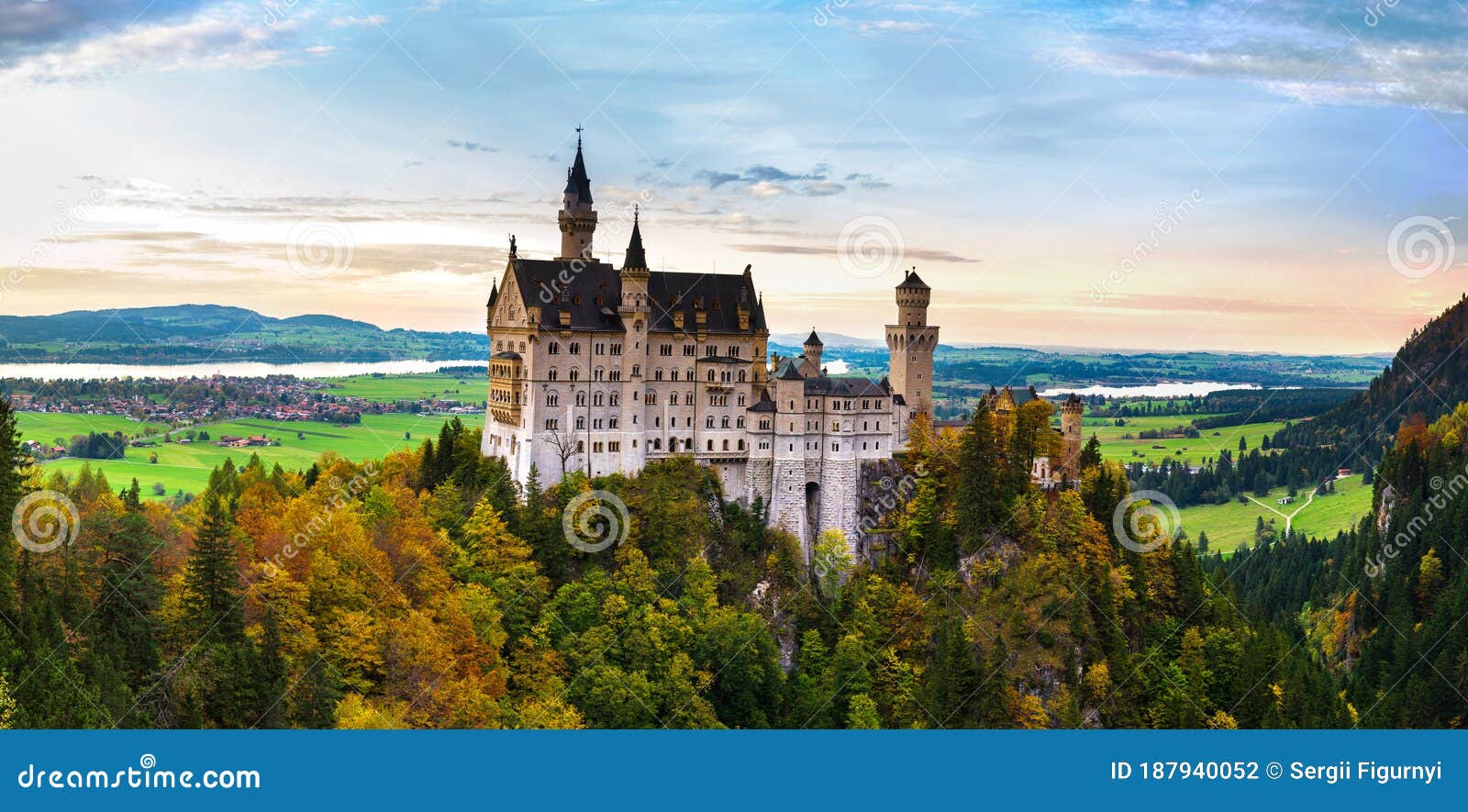 Neuschwanstein castle editorial photography. Image of castle - 187940052