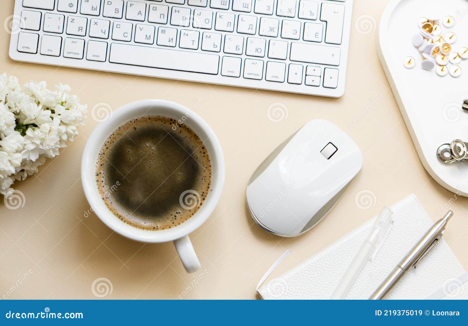 Neutral Color Tabletop With Keyboard, Lilac Flowers And Smartpohone ...