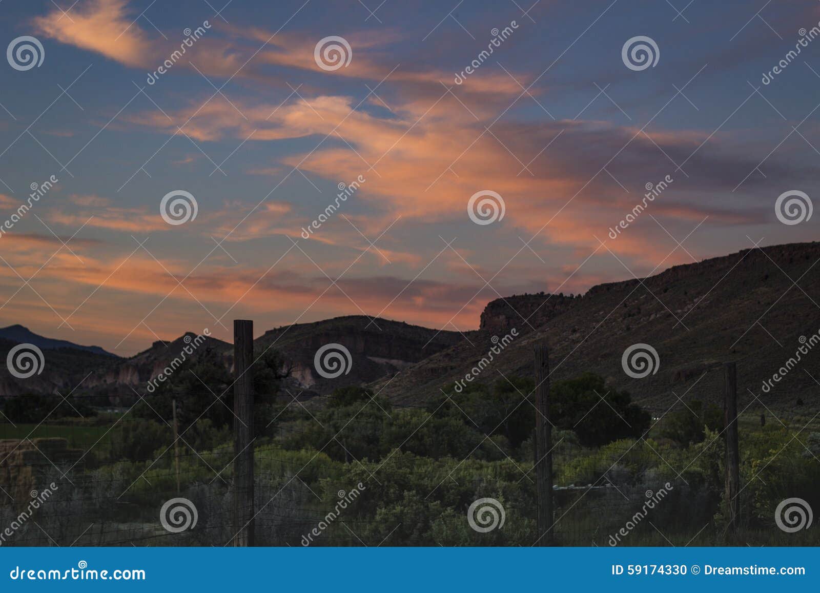 Nevada Scenery Mountains Desert Sunset Stock Photo - Image of dusk ...
