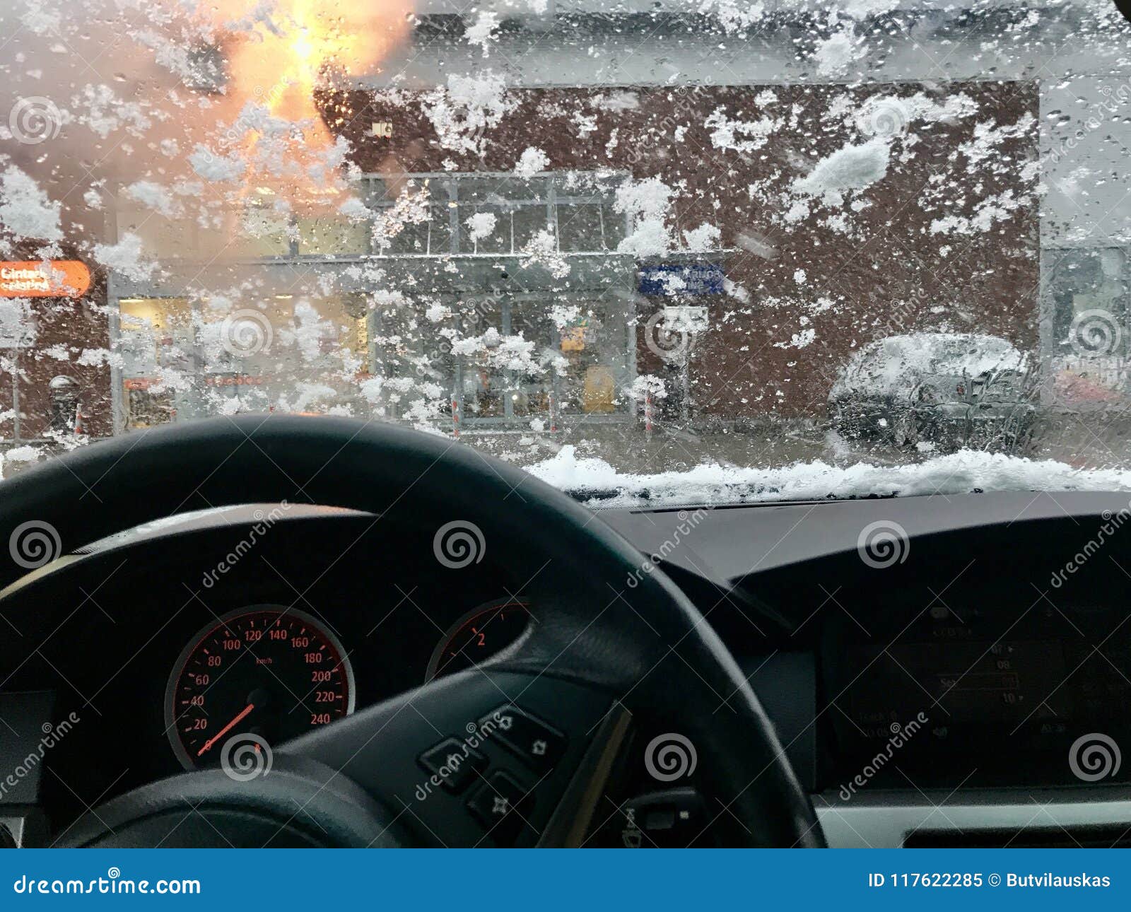 Nevar imagem de stock. Imagem de inverno, nevar, frio - 117622285