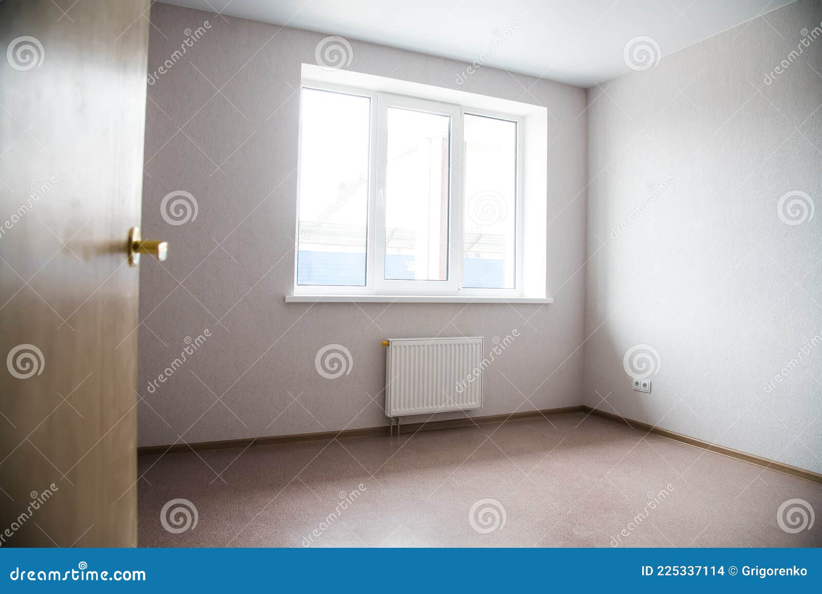 New apartment, empty room stock photo. Image of modern - 225337114