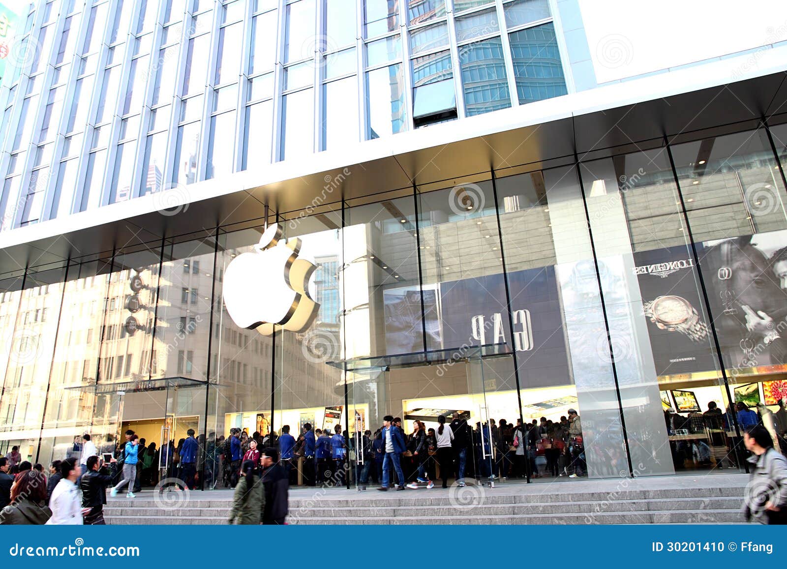 Apple Store in Shanghai editorial image. Image of apple - 30201410