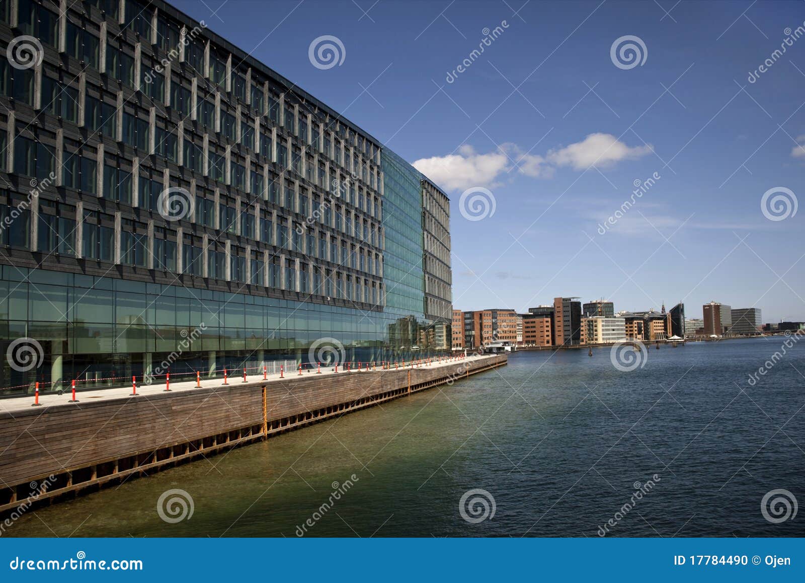 New Architecture. Copenhagen Stock Photo - Image of harbor, front: 17784490