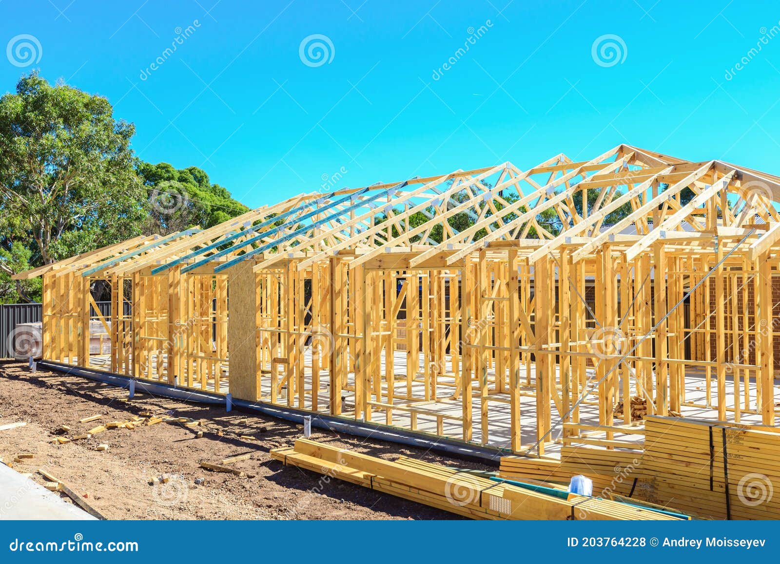 New Australian House Timber Frame Installation Stock Photo - Image of ...