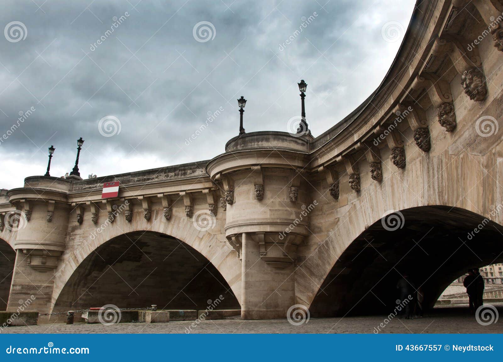 New bridge in Paris stock image. Image of neuf, cobbles - 43667557