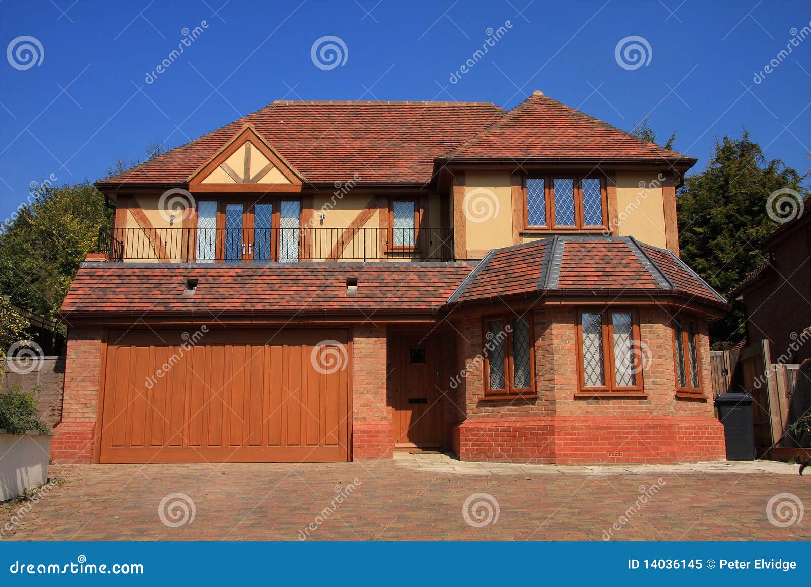 New Build Home stock image. Image of real, construction - 14036145