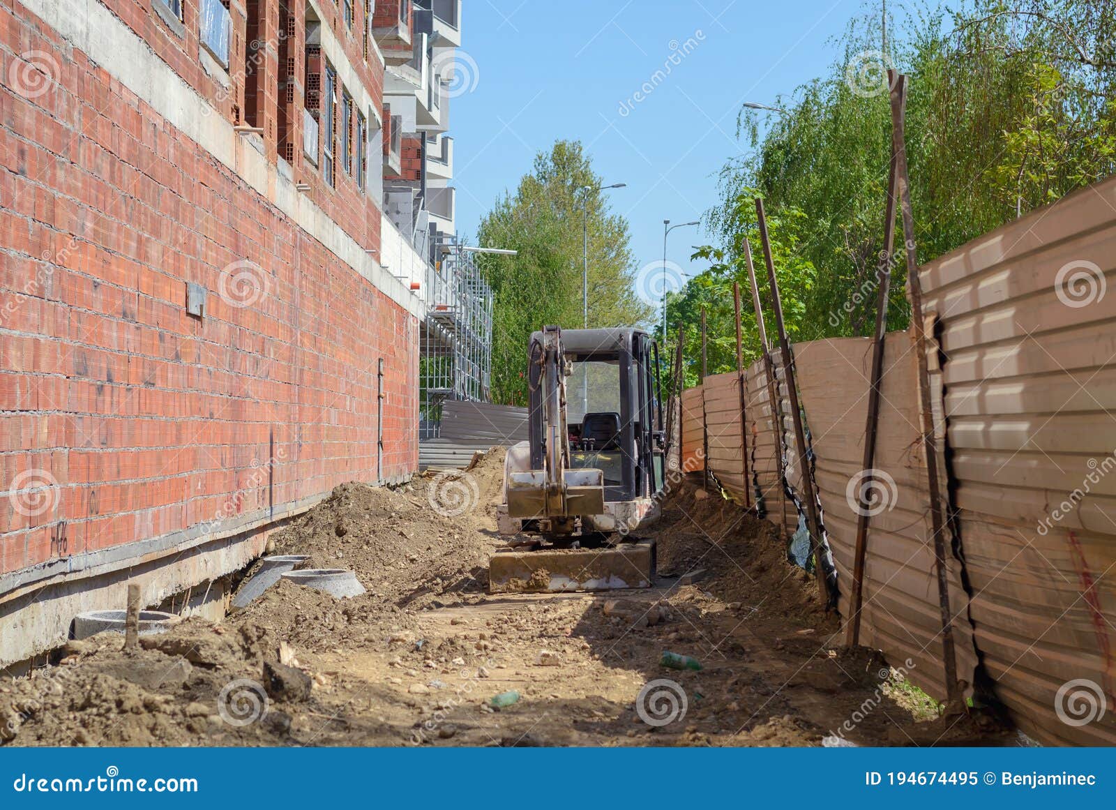 New building in progress stock image. Image of industry - 194674495