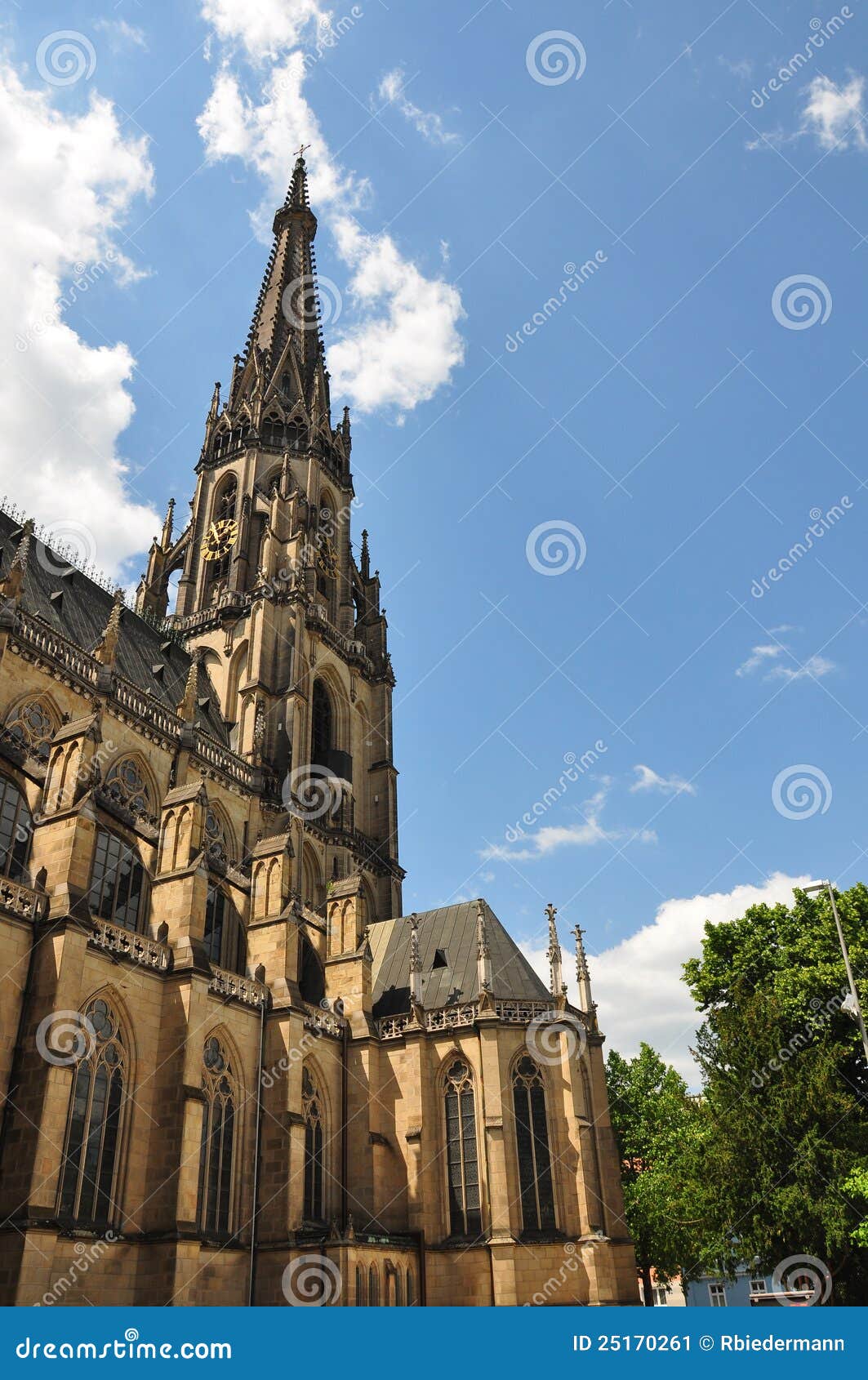 New Cathedral in Linz, Austria Stock Image - Image of mariendom, neuer ...