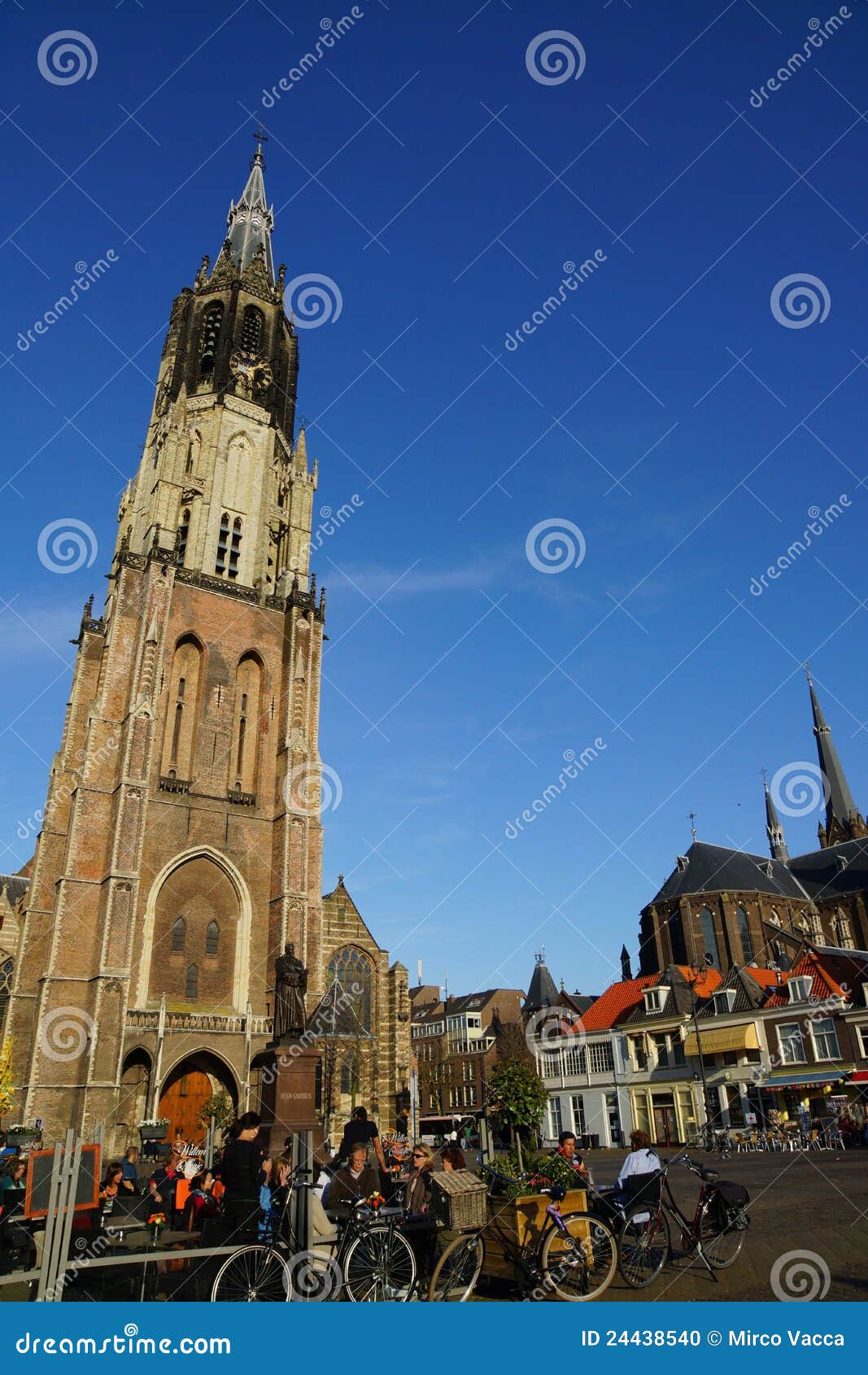 The new church in Delft editorial image. Image of square - 24438540