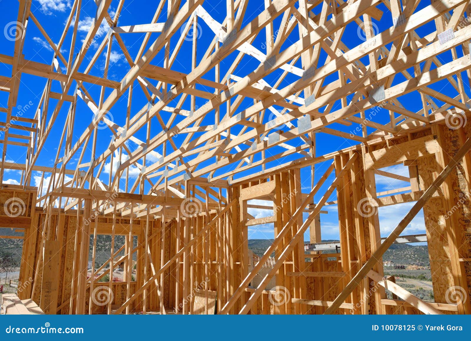 New consrtuction stock image. Image of sunny, large, building - 10078125