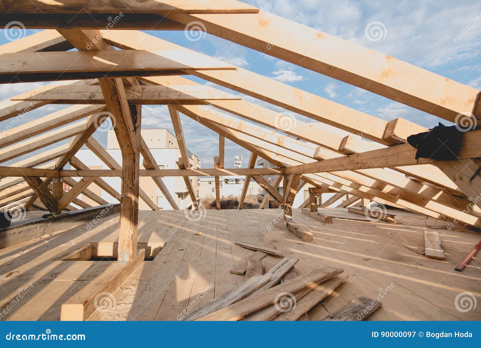 New Construction Details - Framing Installing the Roof Truss System ...