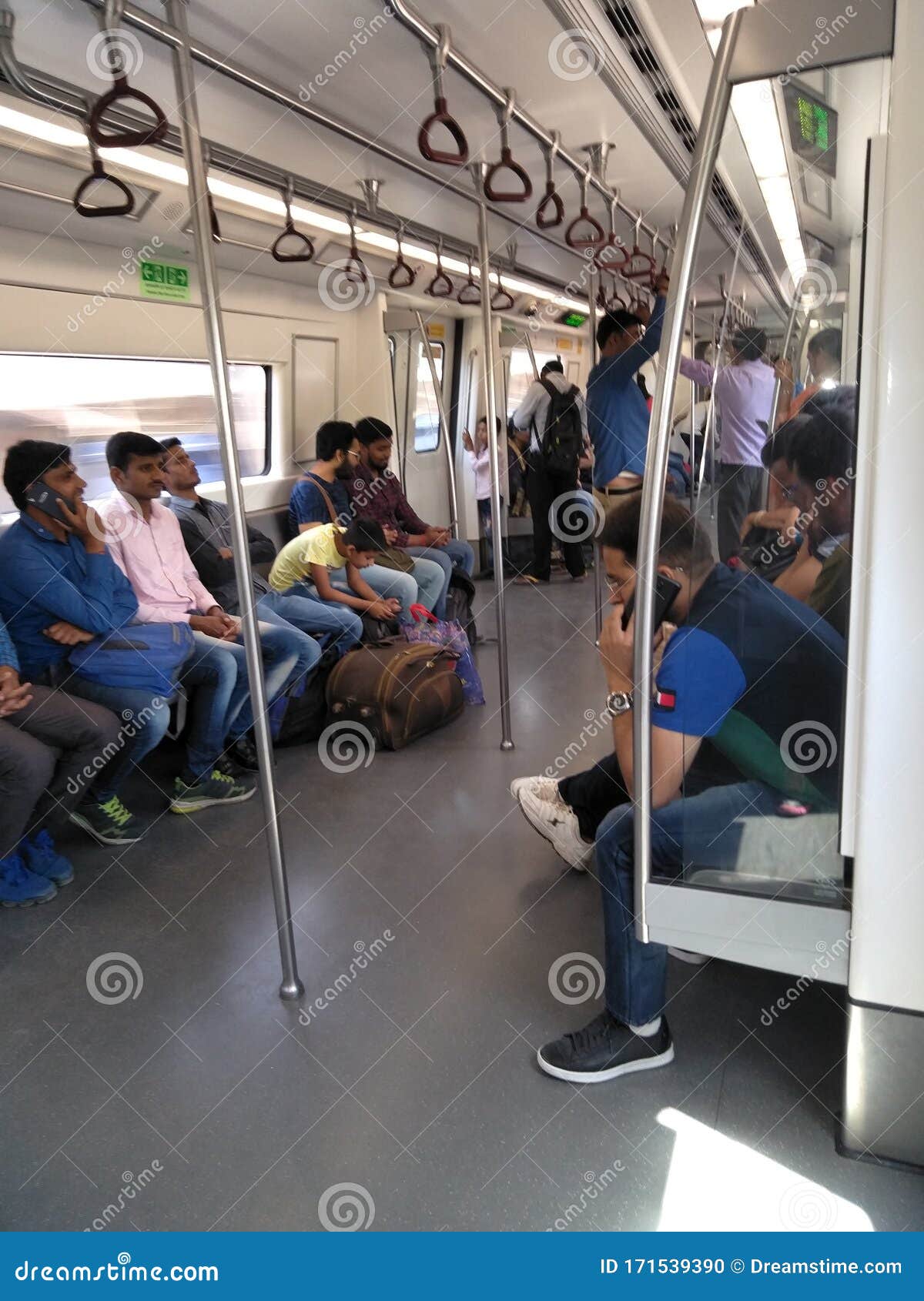 New Delhi matro editorial image. Image of train, matro - 171539390