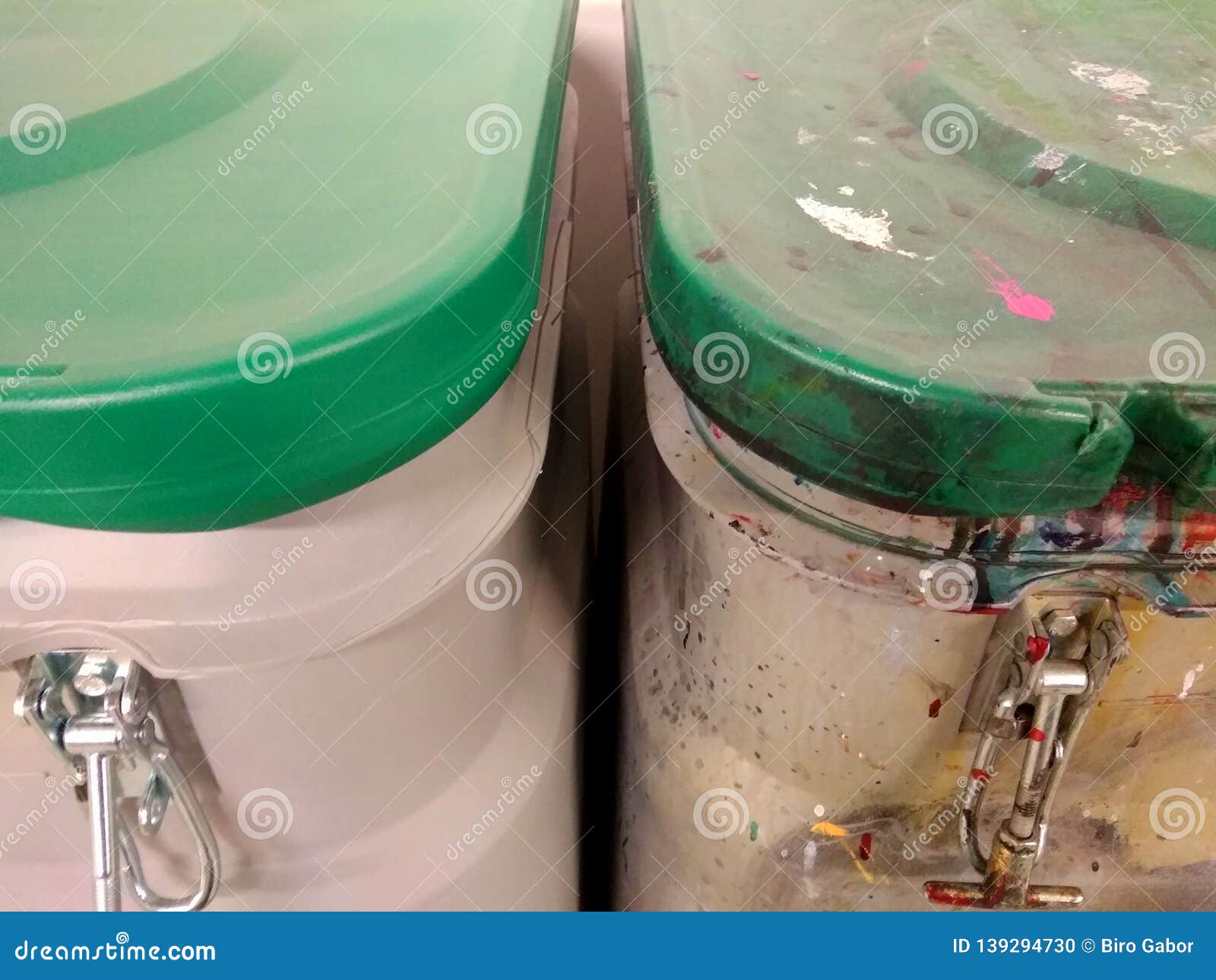 New and Dirty Storage Boxes Stock Photo - Image of blue, cargo: 139294730