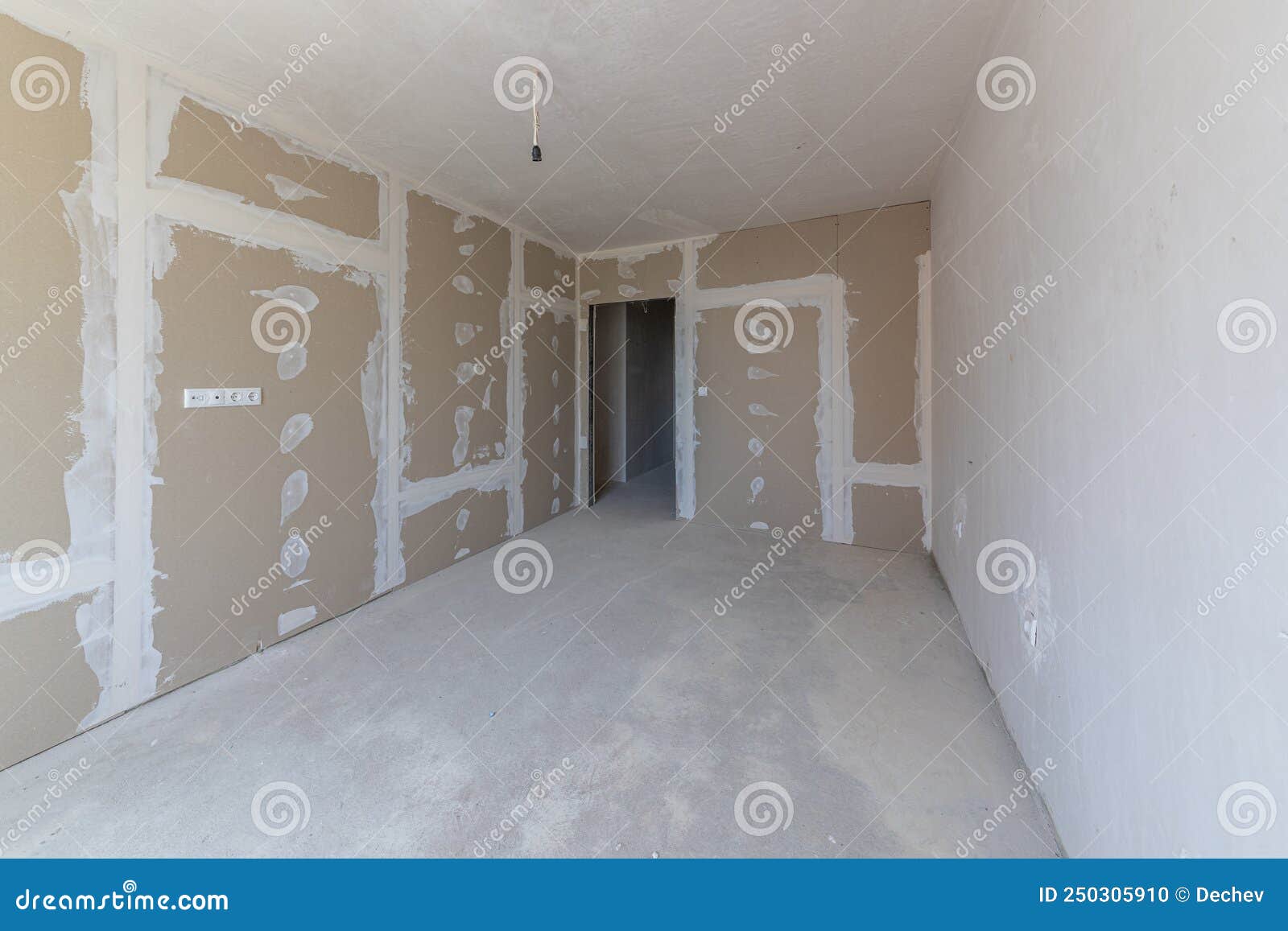 New Empty Room Under Construction. Plaster Walls. New Home. Interior ...