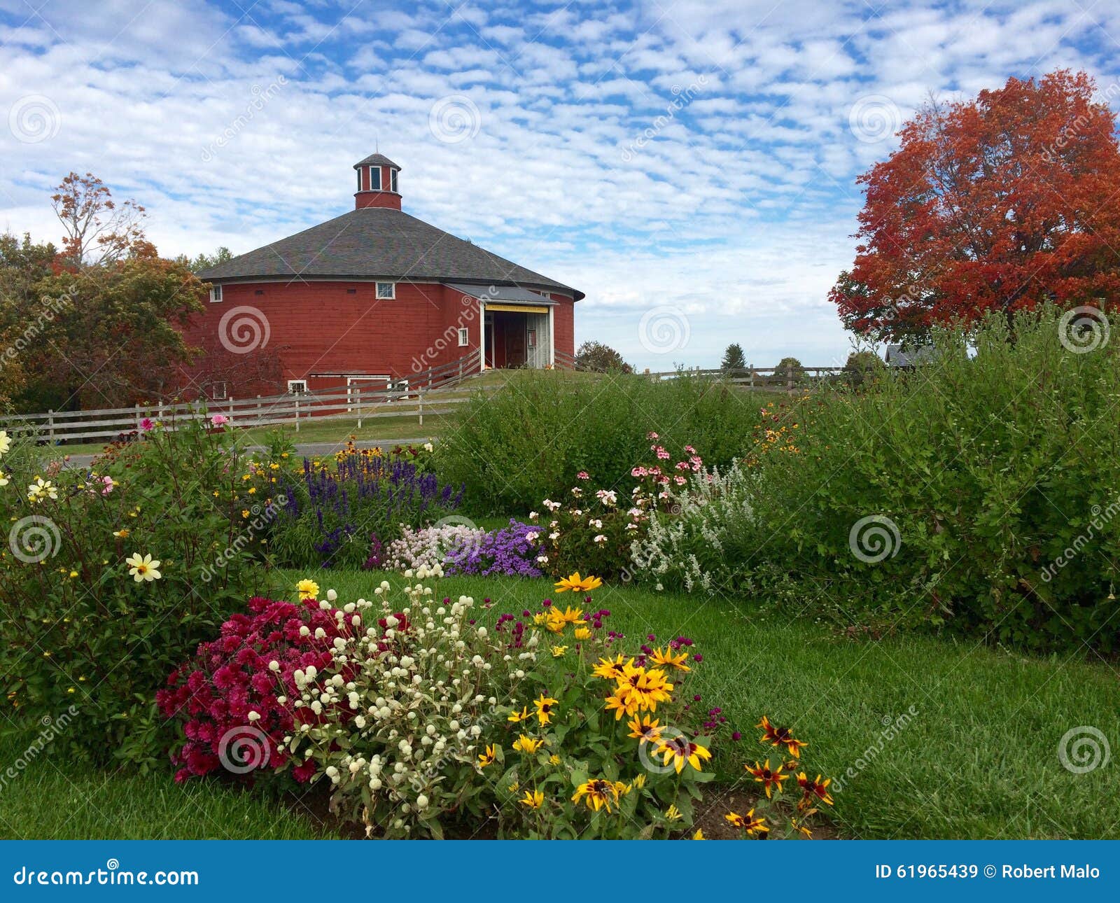 New England stock image. Image of england, barn, vermont - 61965439