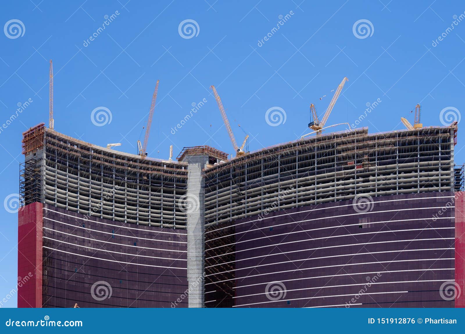 New High Rise Sky Scraper Construction Stock Photo - Image of rise ...