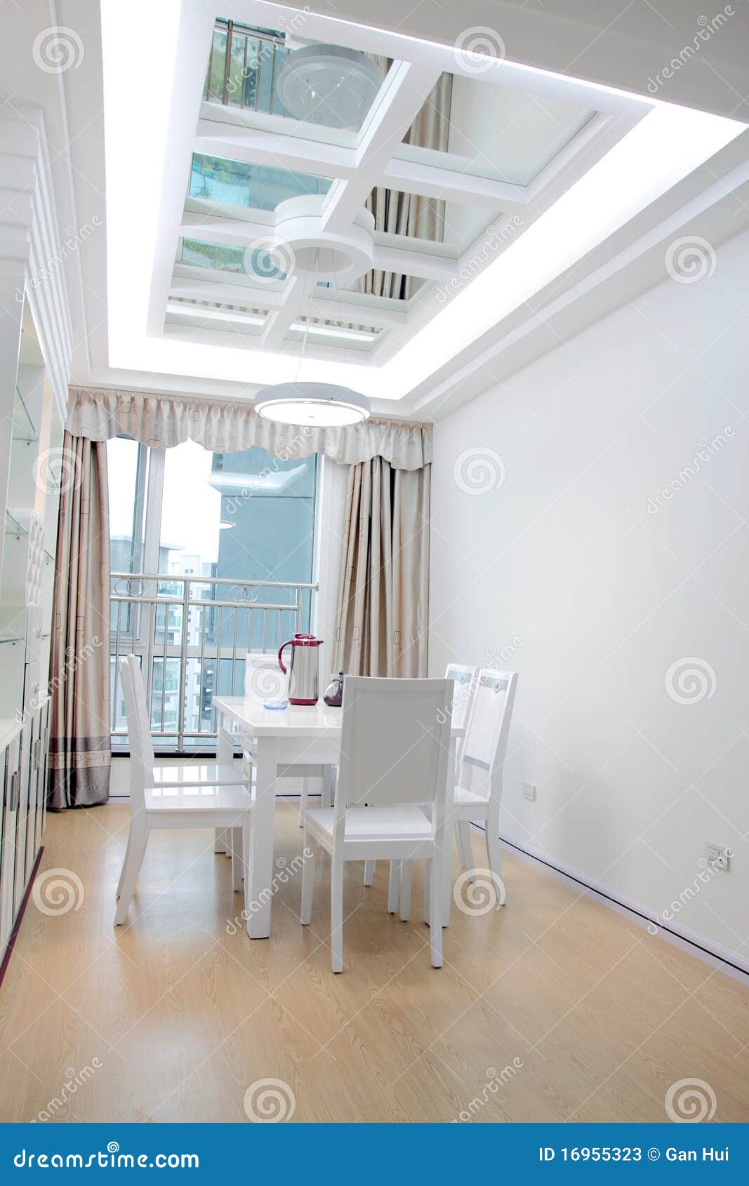 New house from a low angle stock image. Image of color - 16955323