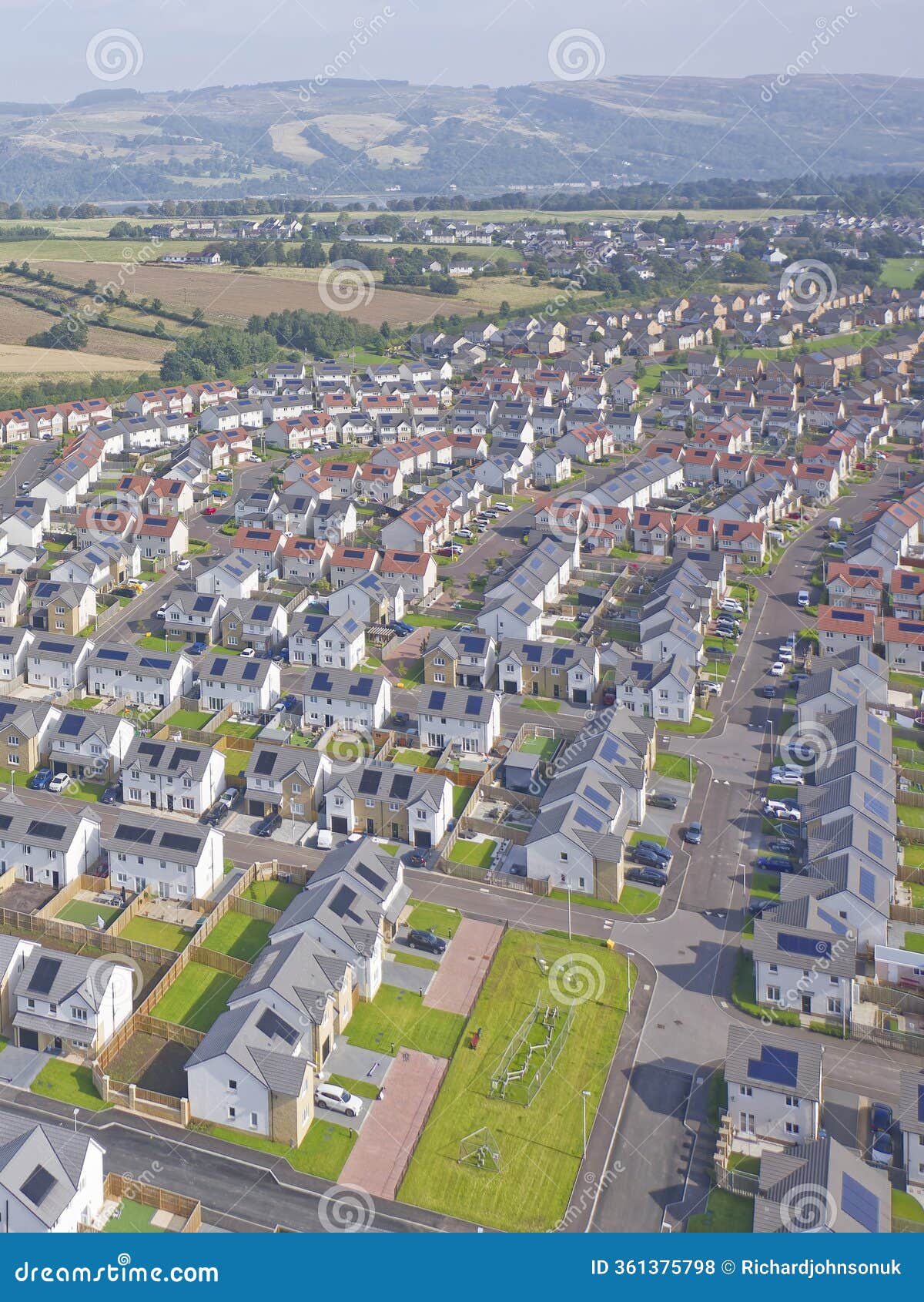 New Housing Development at Dargavel in Bishopton Stock Photo - Image of ...