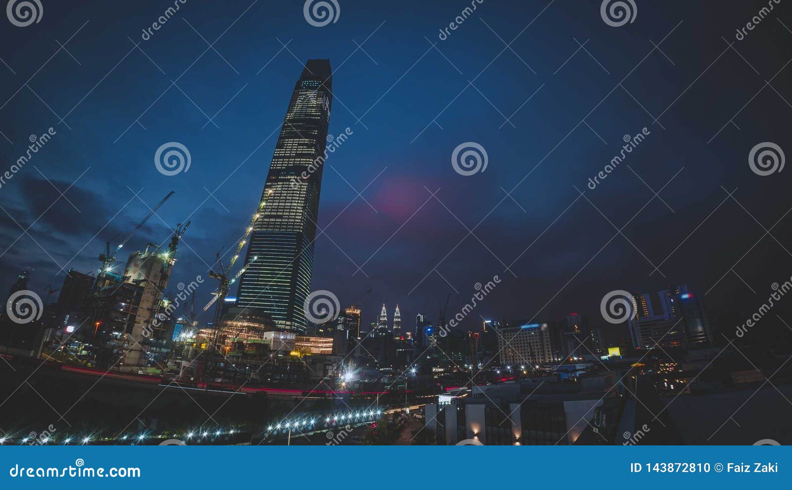 TRX Tun Razak Exchange or Exchange 106 Tower Stock Illustration ...