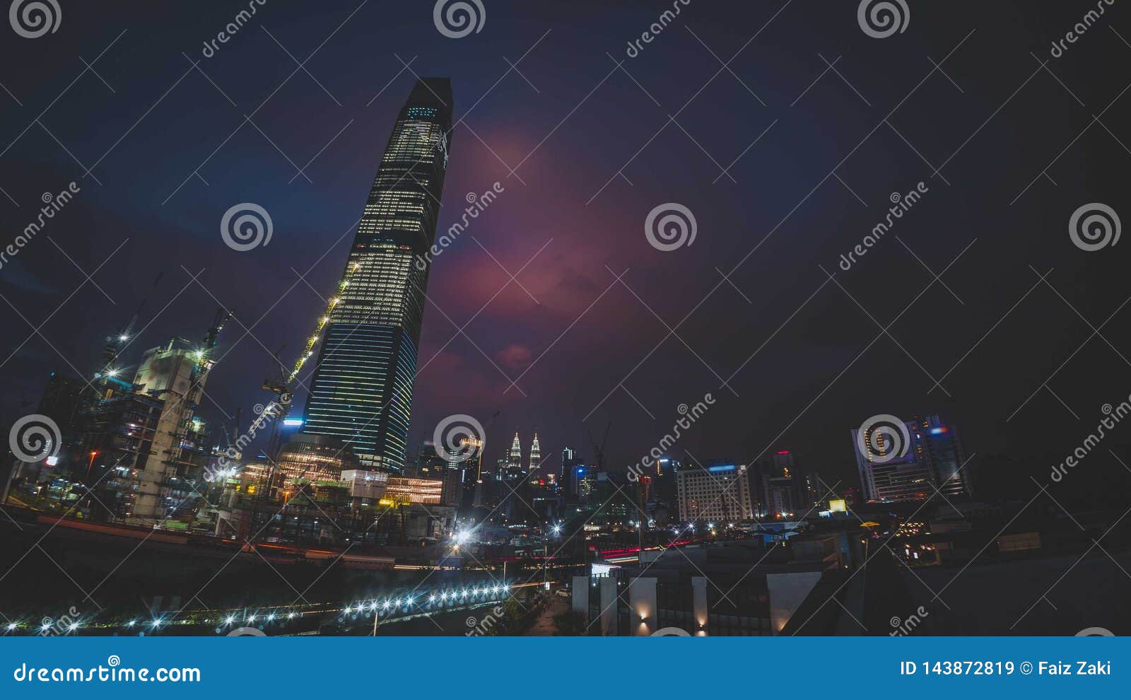 TRX Tun Razak Exchange or Exchange 106 Tower Stock Illustration ...