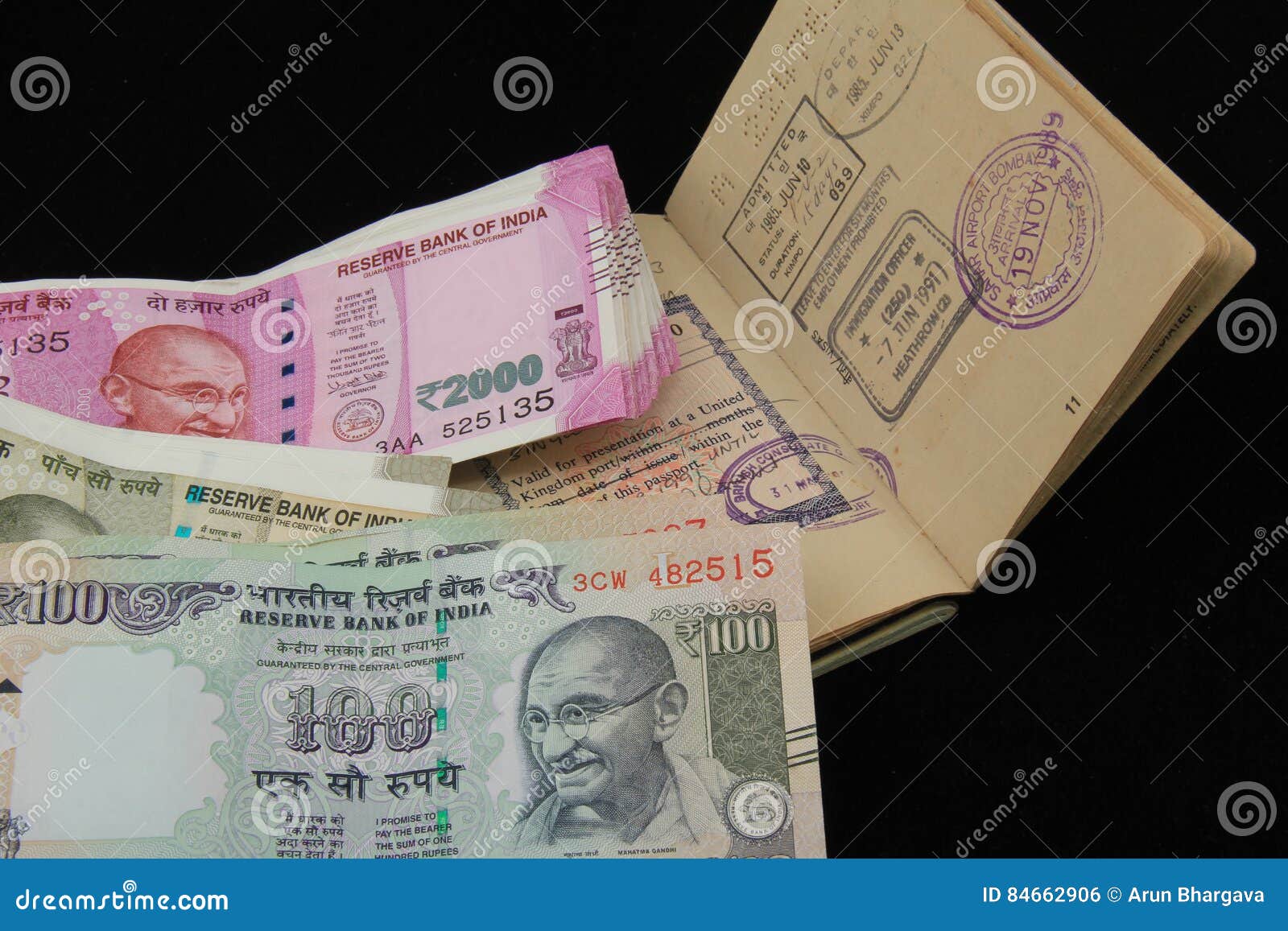 New Indian currency notes stock photo. Image of denomination - 84662906