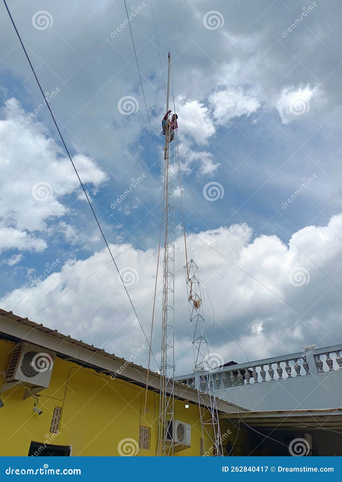 New Instalasi Tower Triangle Editorial Photography - Image of indosat ...