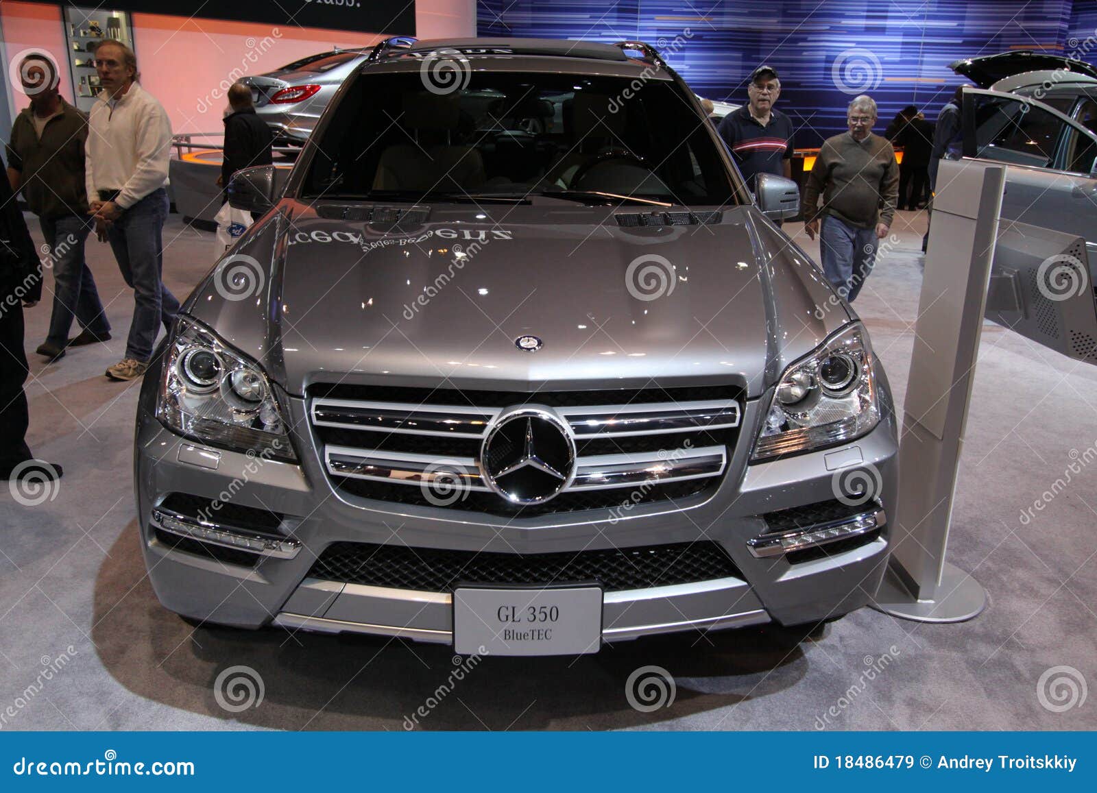 New Mercedes GL-350 editorial stock image. Image of chicago - 18486479