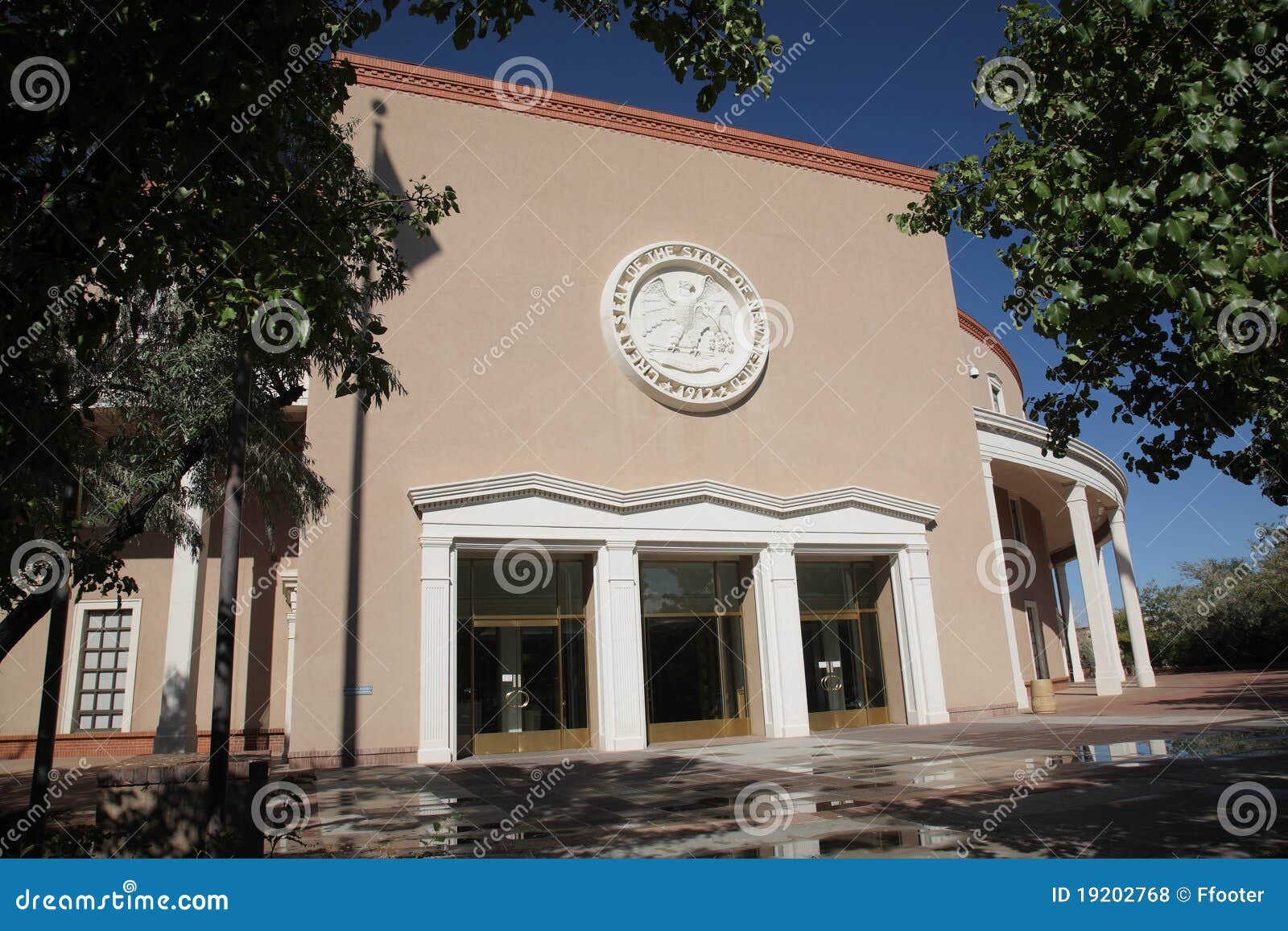 New Mexico State Capitol Building Editorial Stock Photo - Image of ...