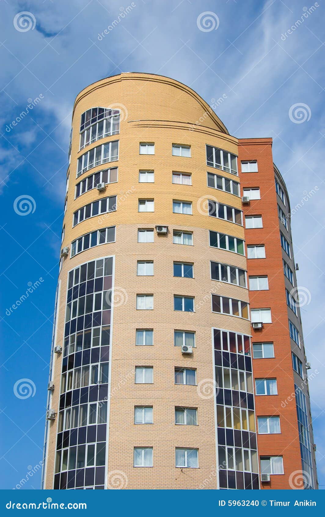 New Modern Multistory House Stock Photo - Image of mortgage, floors ...