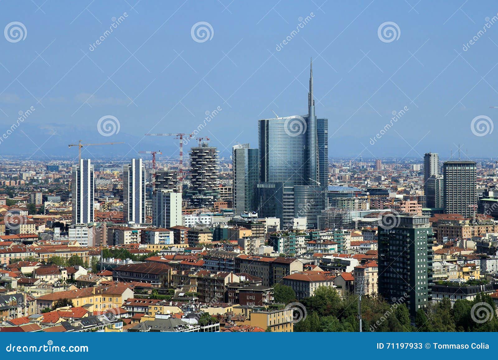New Modern Skyline in Milan Stock Image - Image of lombardy, financial ...
