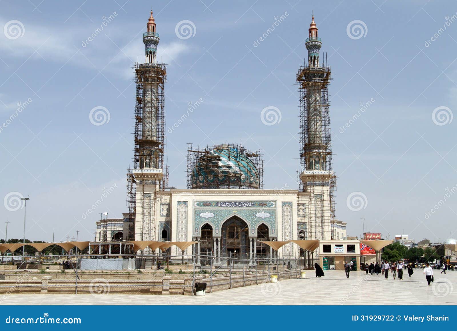 New mosque editorial photography. Image of street, square - 31929722