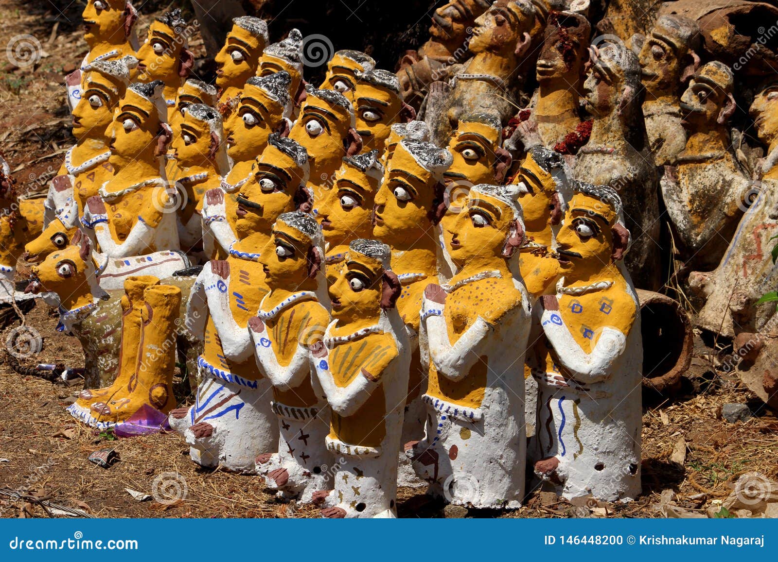 New Mud statue in Temple editorial image. Image of pray - 146448200